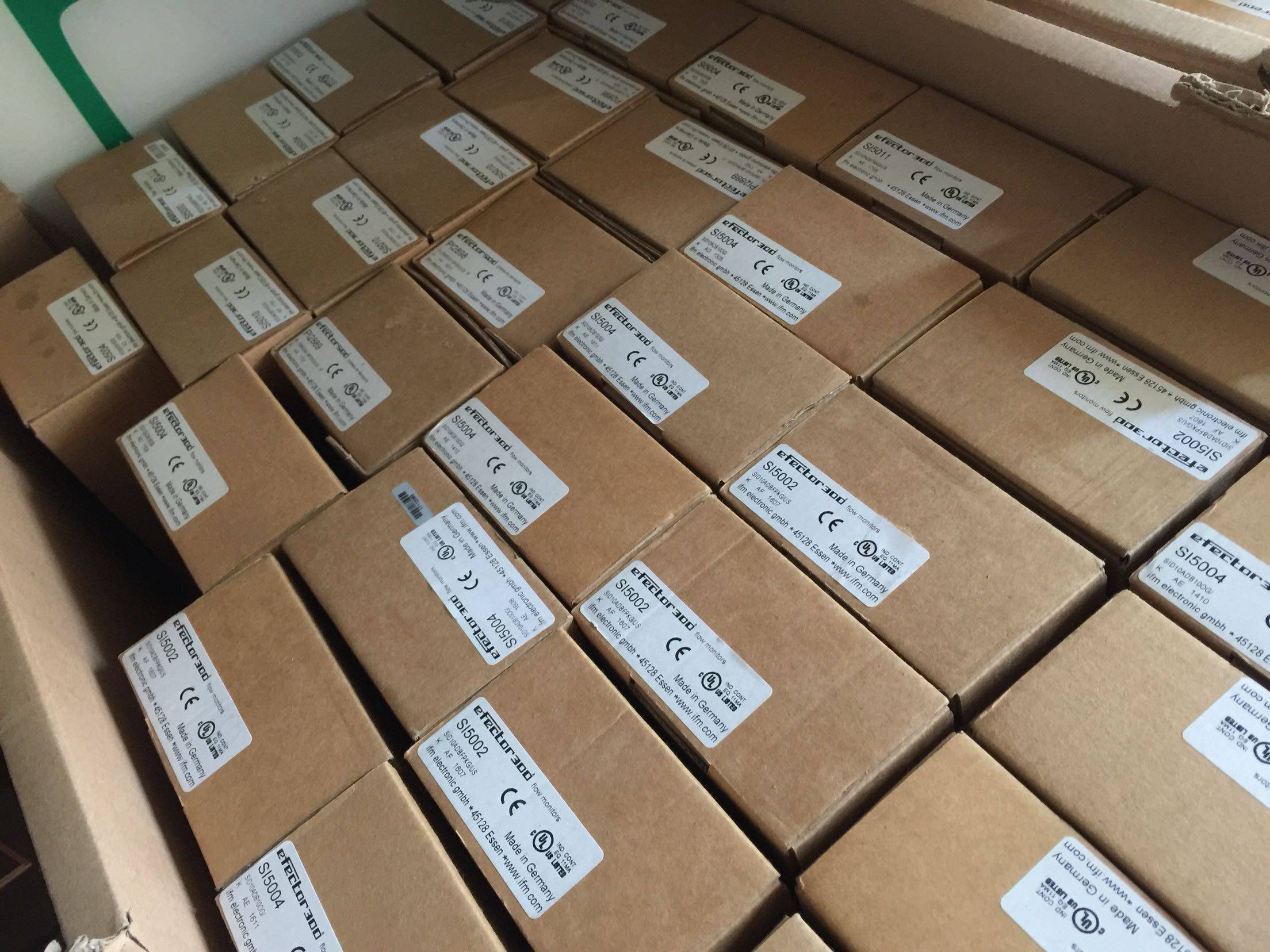 IFM激光传感器O1D102 O1D300原装产品-大量现货_虎窝淘