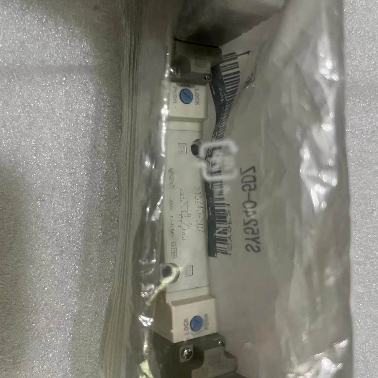 全新SMC原装正品电磁阀SY5240-5DZ*现货实物拍摄_虎窝淘