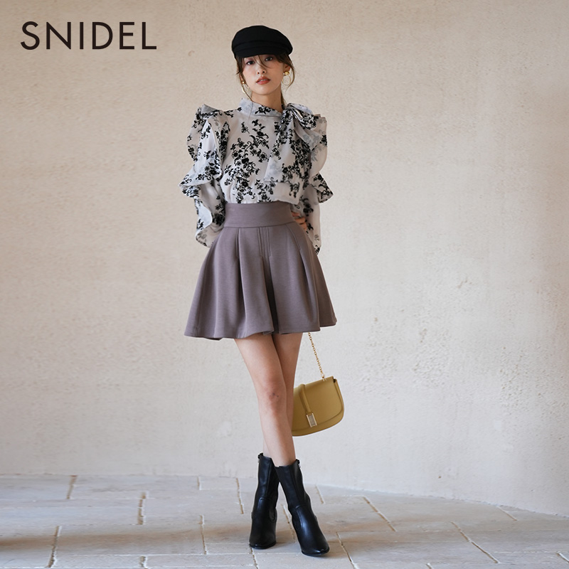 SNIDEL秋冬款优雅淑女显瘦纯色条纹高腰短裙裤SWFP224208_虎窝淘