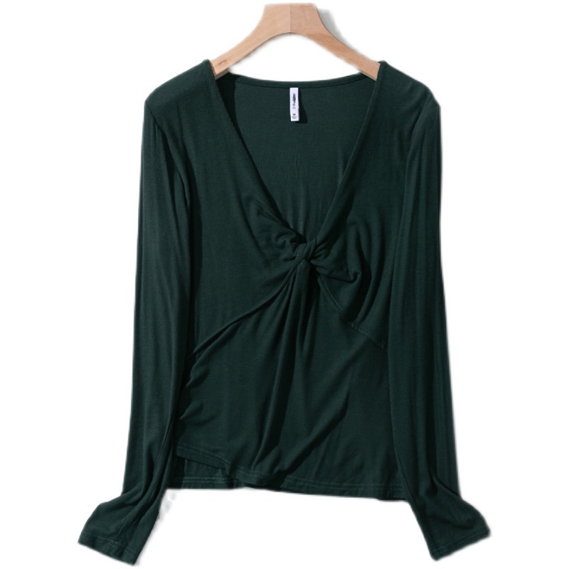 E49-3春季新品女装性感扭结V领修身长袖薄针织时尚深色打底T恤衫_虎窝淘