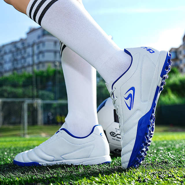 Authentic Messi football shoes broken nails for men, women, adults ...