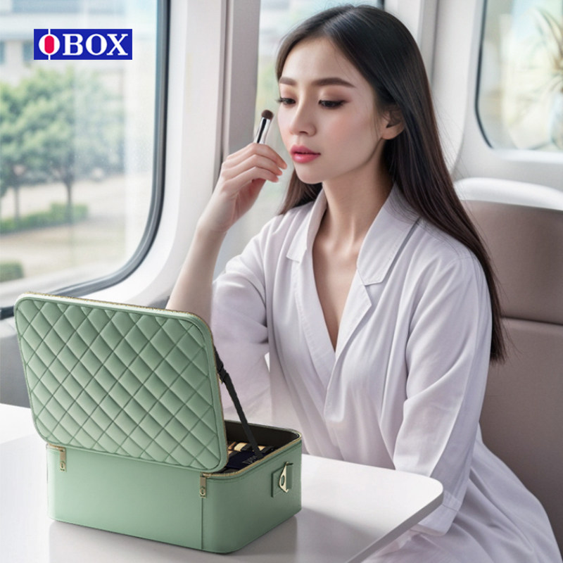 OBOX薄荷曼波绿化化妆包镜子通用款女包