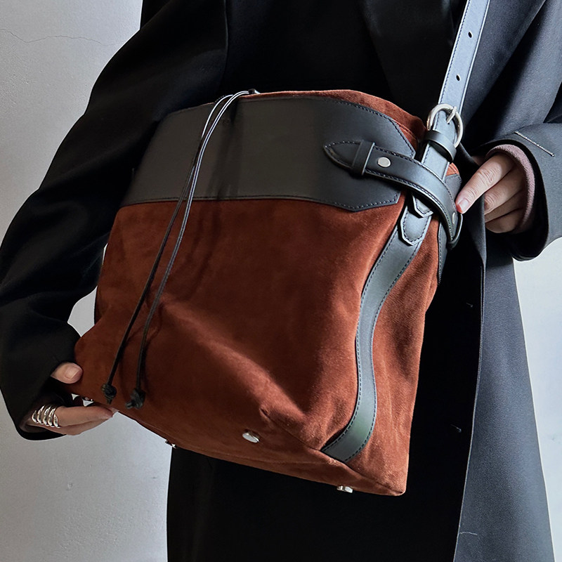 EVENBUYER很会买COTEMP抽绳水桶包小牛皮黑色卡其色单肩斜挎包_虎窝淘