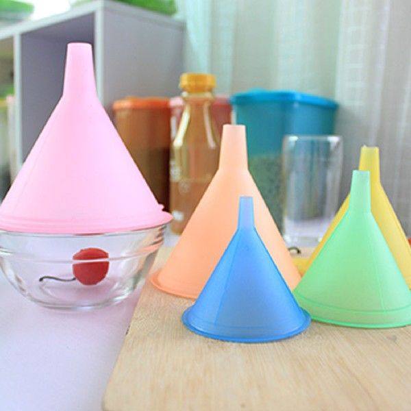 NEW Funnel Set Plastic Pouring Funnels PP Silicone Kitchen_虎窝淘