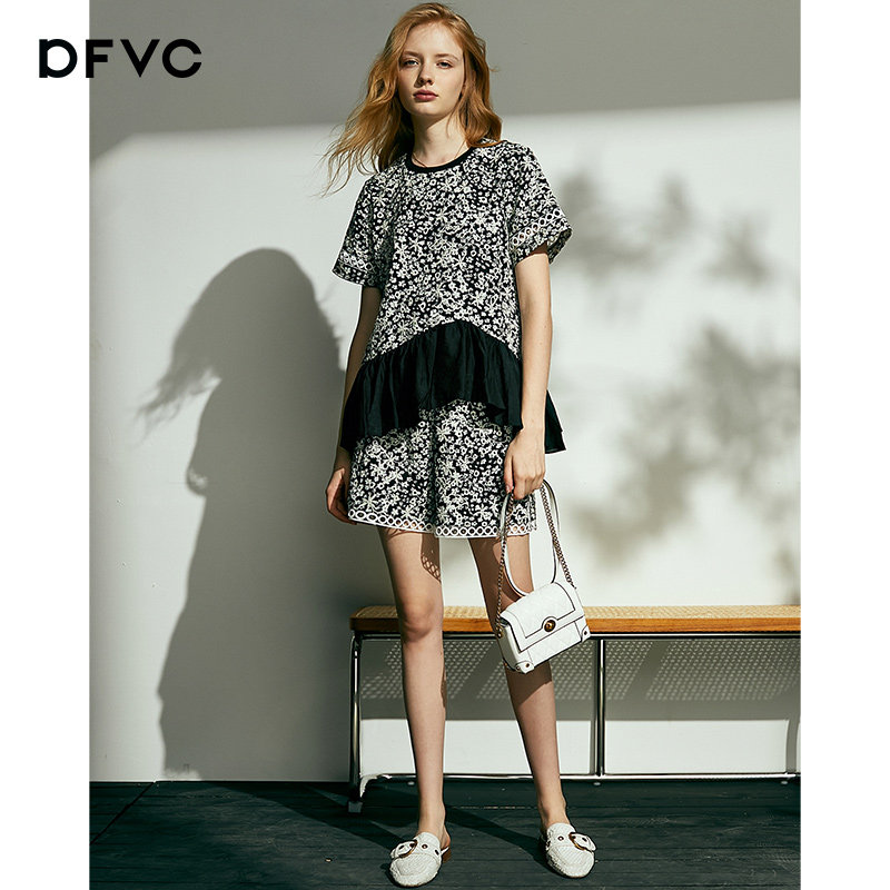 dfvc中国风刺绣套装女夏季2023新款碎花短袖t恤短款阔腿裤两件套_虎窝淘