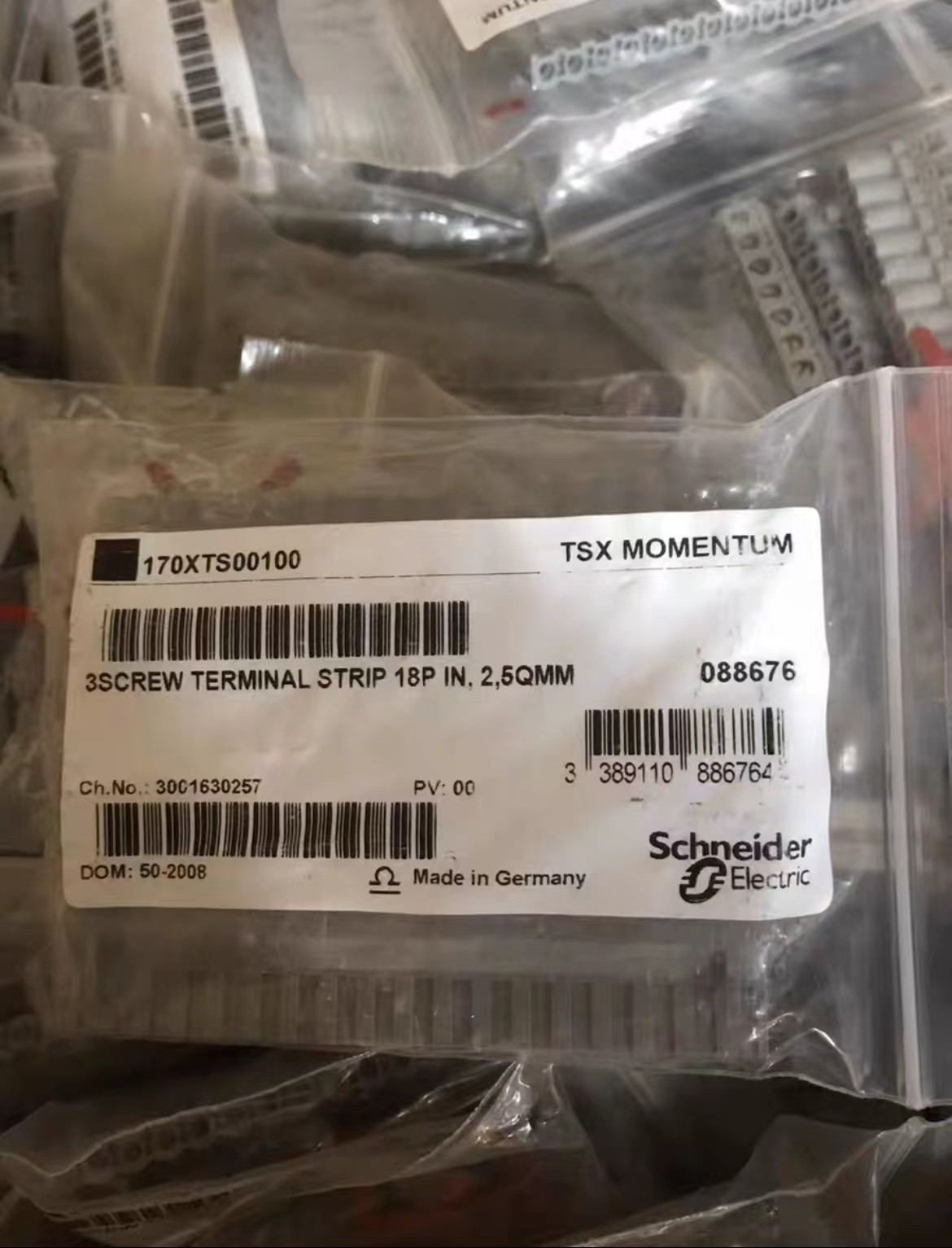 施耐德断路器170XTS00100 LV429338 LV432591 LC1D09BD LC1D32BD_虎窝淘