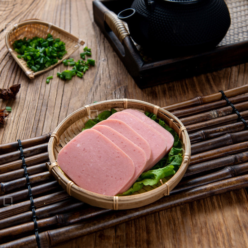 正大鸡肉午餐肉罐头即食商用火锅网红火腿三明治专用整箱340g*24_虎窝淘