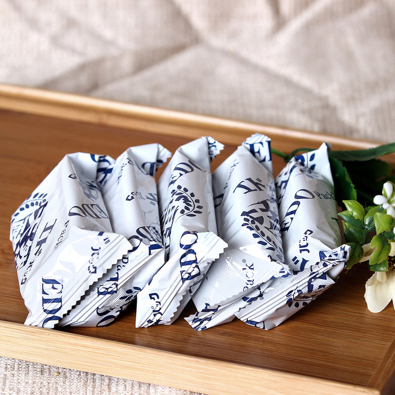 EDO Pack芝麻味苏打饼干 100g/包_虎窝淘