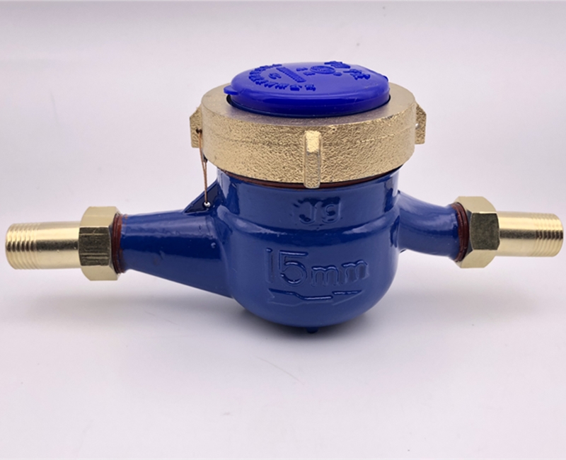 LXS-E旋翼式湿式水表DN15-40铸铁丝扣数字冷水表家用卧式水表_虎窝淘