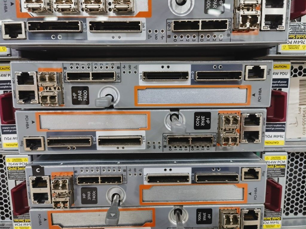 HP 3PAR 7400存储主柜QR483-63001 QR490-63001 683246-001_虎窝淘