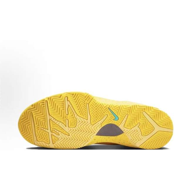 Nike Zoom Kobe 4 Protro 'CHBL' low top basketball shoes IH0587-700