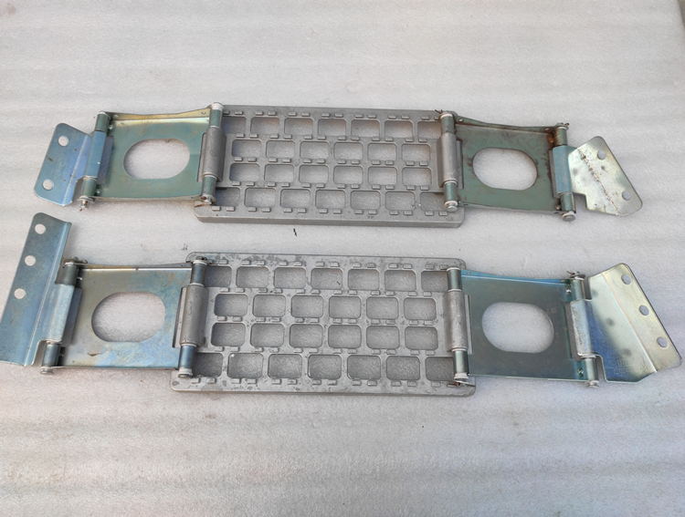 适配陕汽德龙F3000新M3000自卸车上车踏板脚踏防滑板脚蹬子护板_虎窝淘