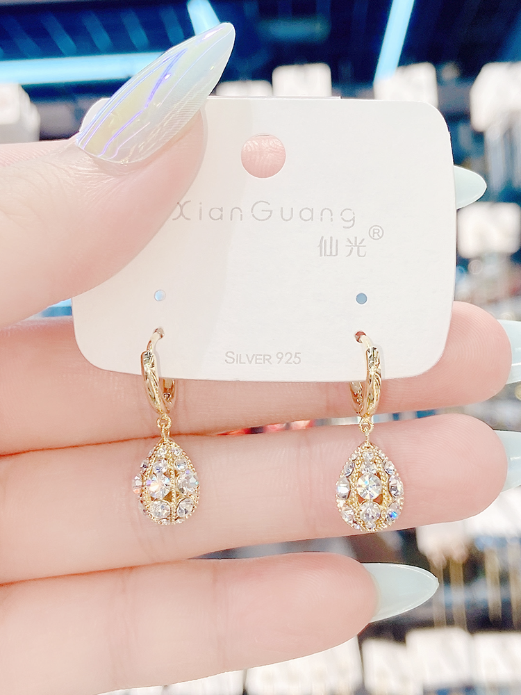 s925纯银耳饰时尚潮流2021年新款防过敏圆脸显瘦小巧简约耳坠耳环_虎窝淘