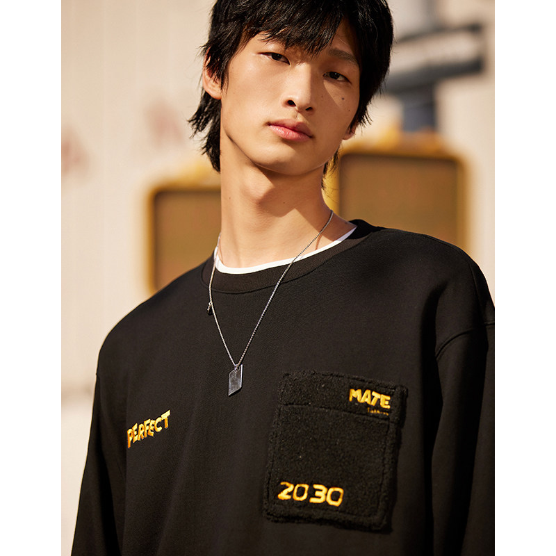 Cabbeen卡宾男装休闲长袖套头卫衣秋新款潮流绒感口袋刺绣H_虎窝淘