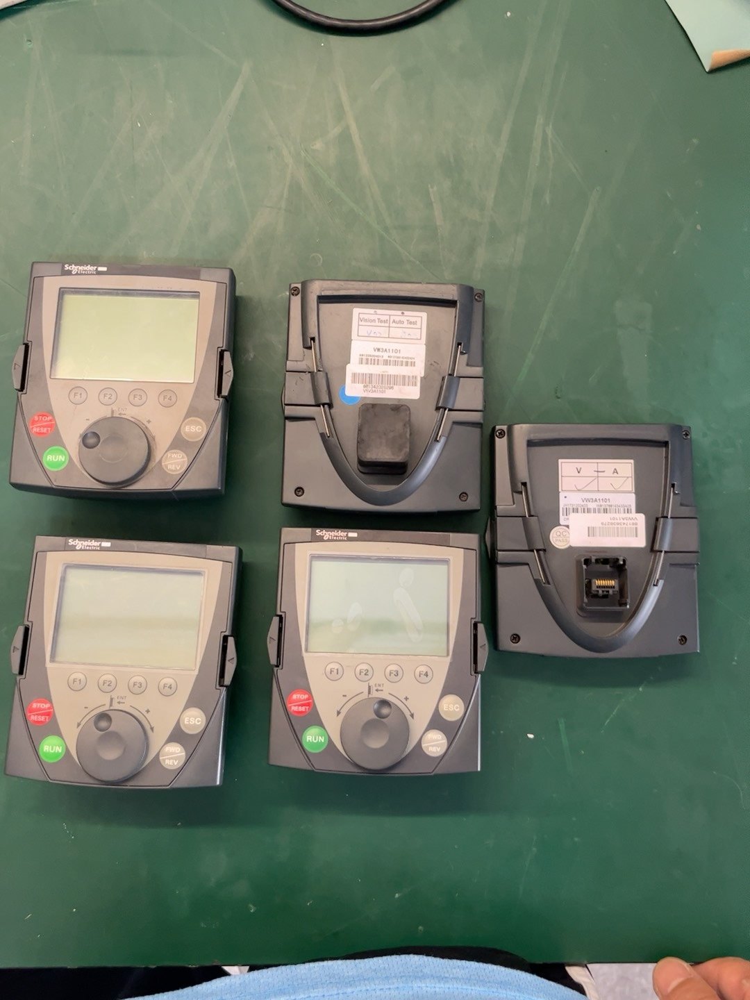 VW3A1101 ATV61中文面板，ATV71高级询价为准_虎窝淘