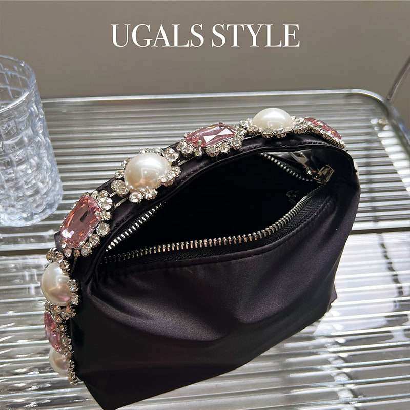 UGALS法式晚宴鸵鸟毛饭盒包手工镶钻花朵宝石丝绸缎面手拿手机包_虎窝淘