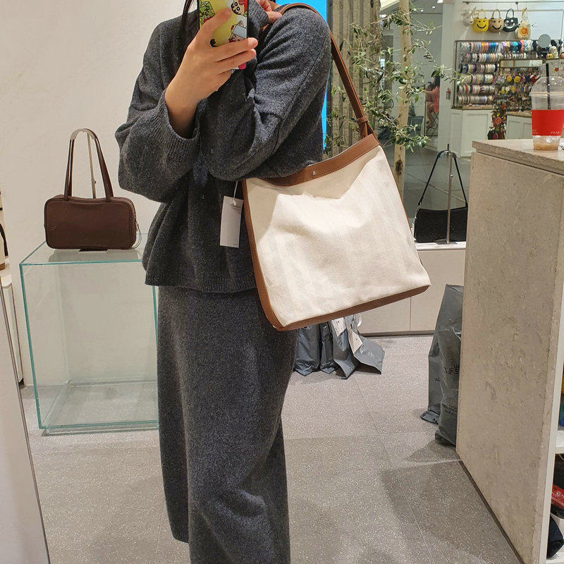 日韩简约东大门ins帆布女包潮休闲单肩学生大容量购物袋潮托特包_虎窝淘