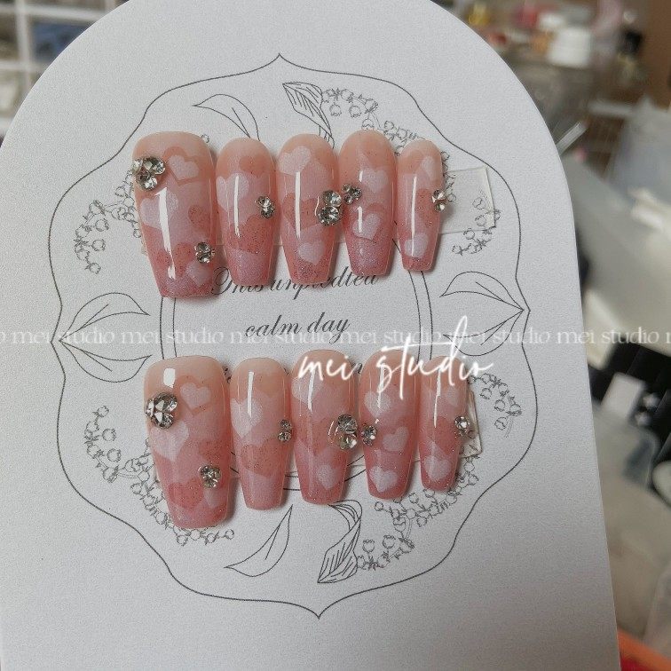 MEI STUDIO裸粉镂空爱心碎钻渐变堆钻简约日常甜美手工穿戴甲成品_虎窝淘