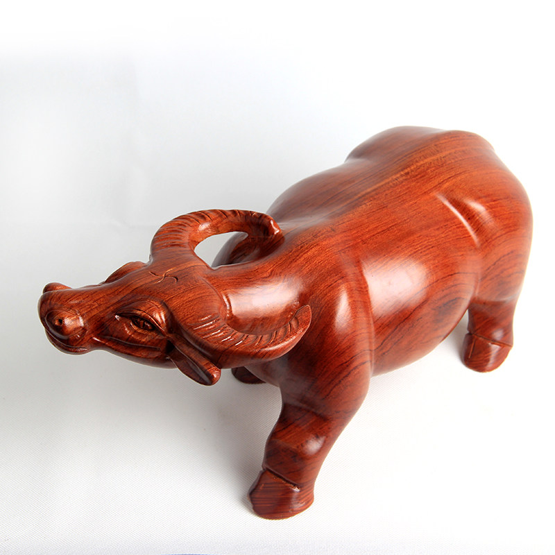 木质牛摆件招财风水红木雕牛工艺饰品家居实木摆件越南花梨木福牛_虎窝淘