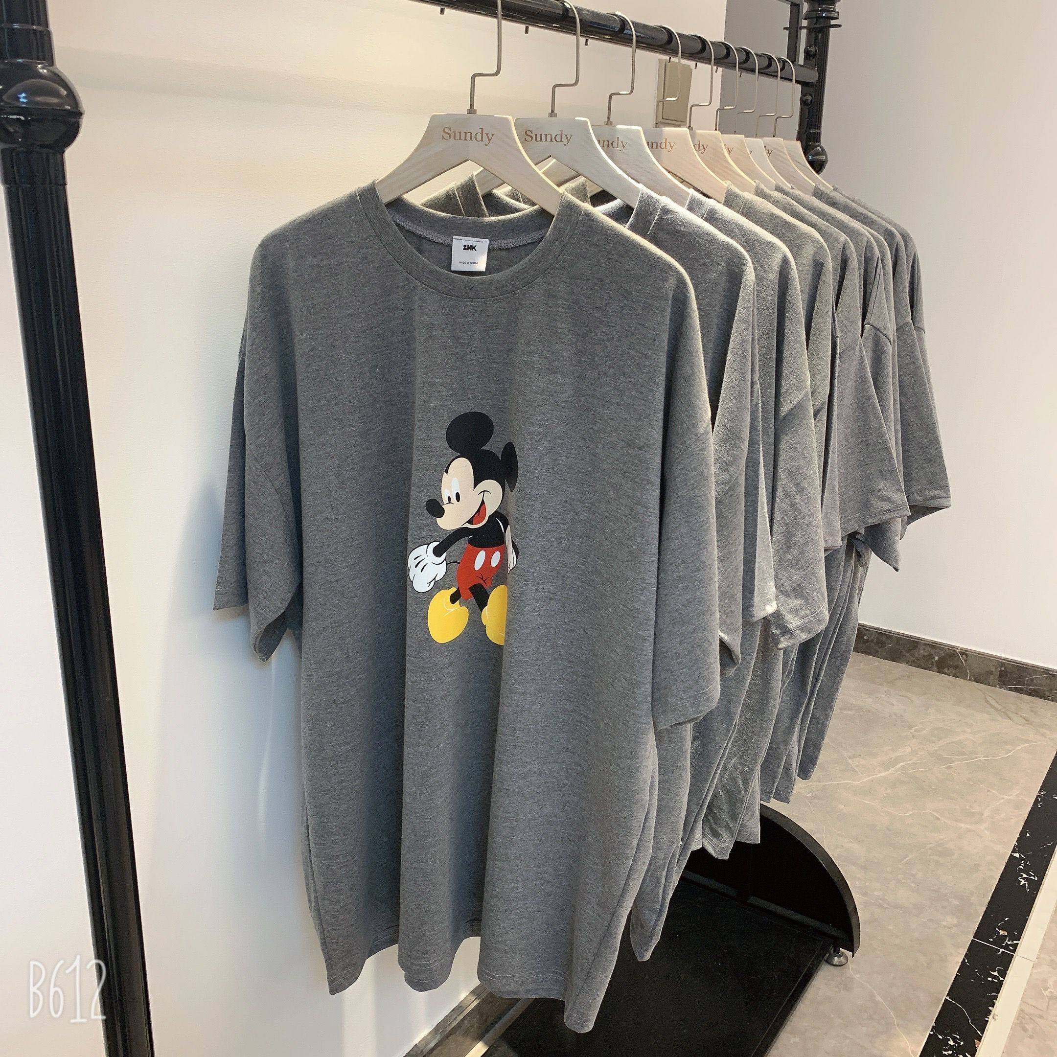 现Sundy韩国代购ins22春款洋气百搭米奇印花宽松遮臀短袖T恤女_虎窝淘