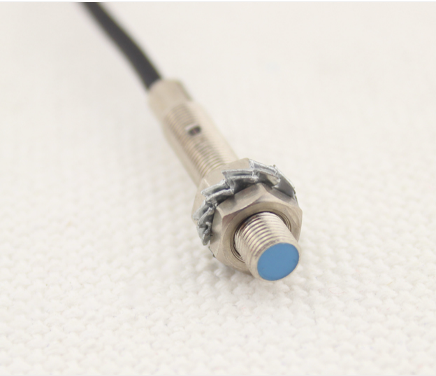 沪工 CHIIB国际工牌LJ5A3-1-Z/BX电感式接近开关NPN三线常开DC24V_虎窝淘