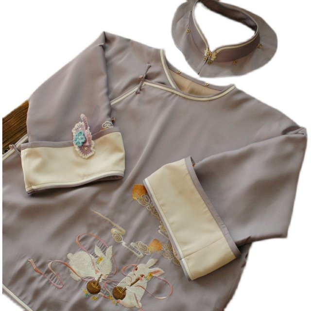 Yiyi's original self -made osmanthus rabbit embroidery three uses ...