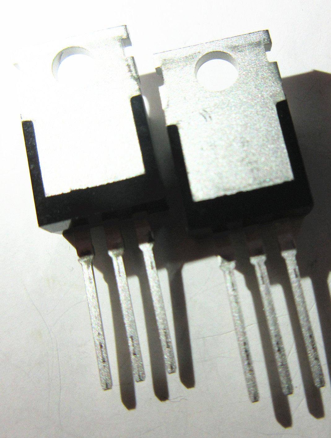 irf640引脚-千图网