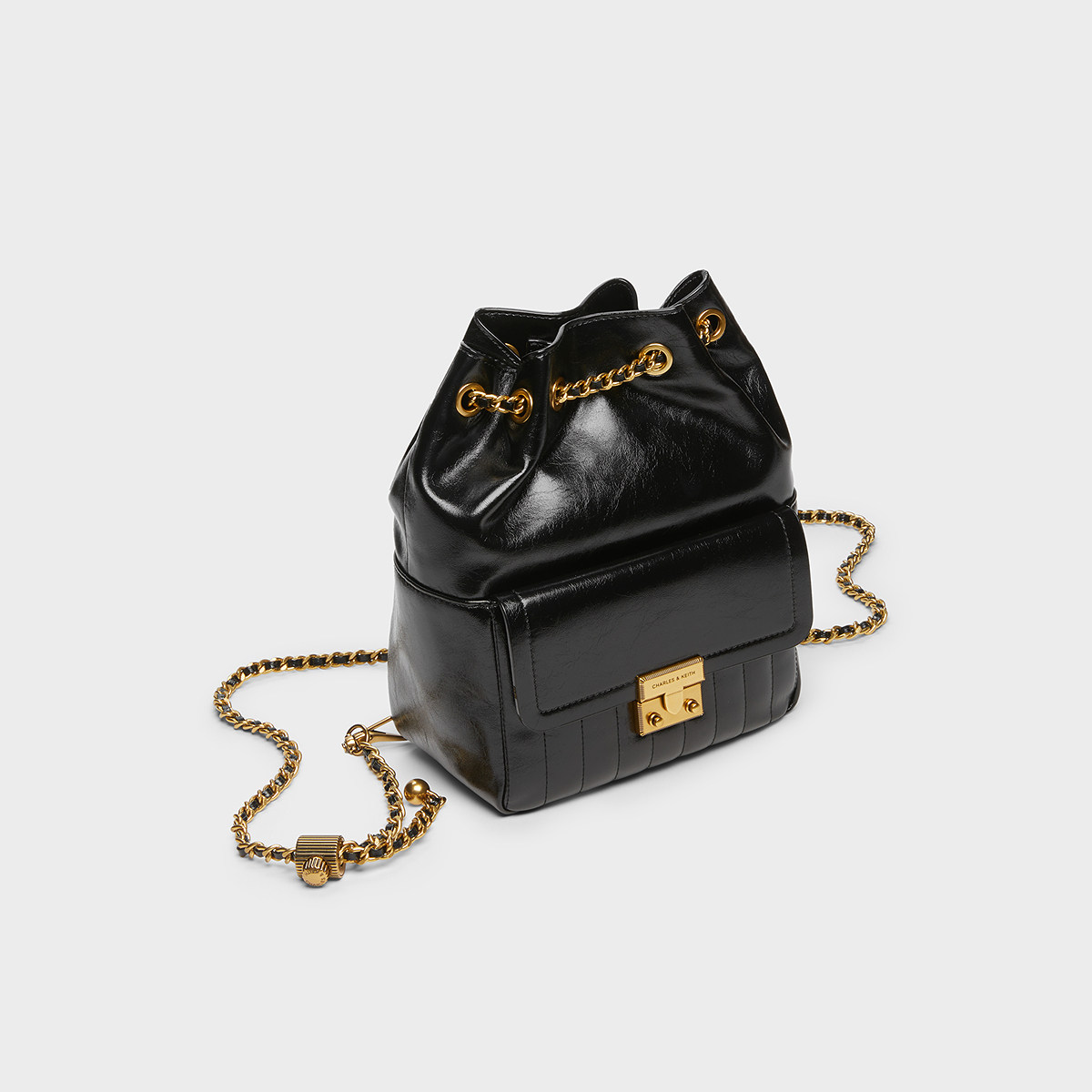 [包店专享]CHARLES&KEITH夏季CK2-60271530链条油蜡皮褶皱双肩包_虎窝淘