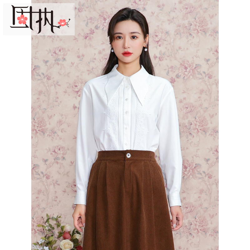 固执秋季新款复古学院纯色娃娃领长袖衬衫女上衣10823CS07632_虎窝淘
