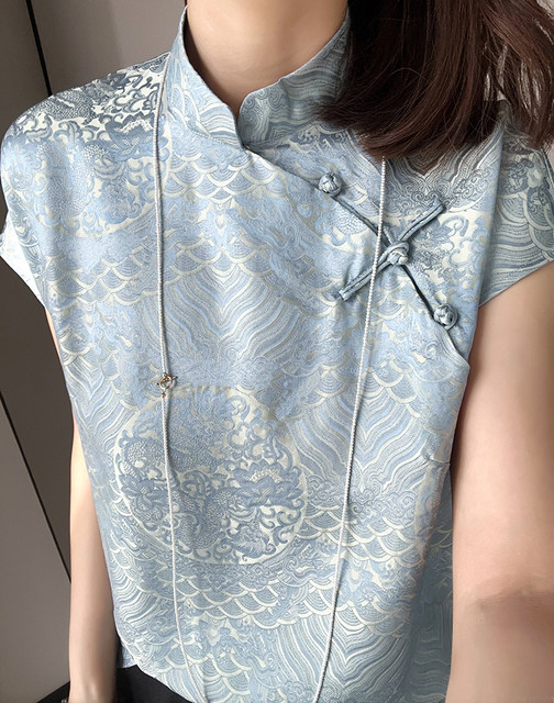Elegant temperament! Blue silk jacquard slanted placket button new ...