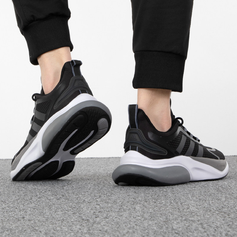阿迪达斯Alphabounce缓震黑白跑步鞋男鞋健身训练运动鞋潮HP6144_虎窝淘