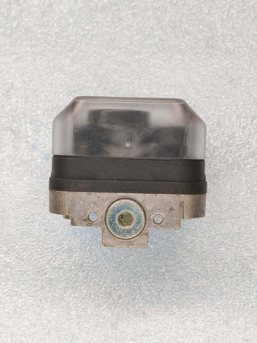 Krom schroder/霍科德压力开关 DG150U-3 30-150mbar原装现货_虎窝淘