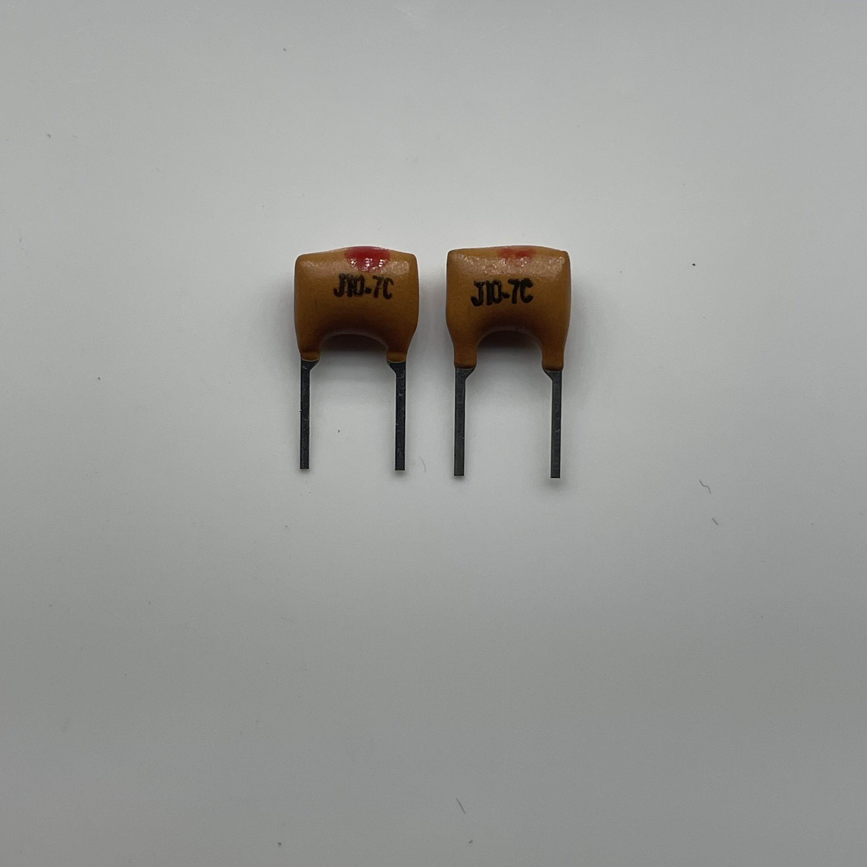 全新现货直插陶瓷晶振鉴频器JT10.7MC1 JT10.7MG3 J10.7C J10.7G_虎窝淘