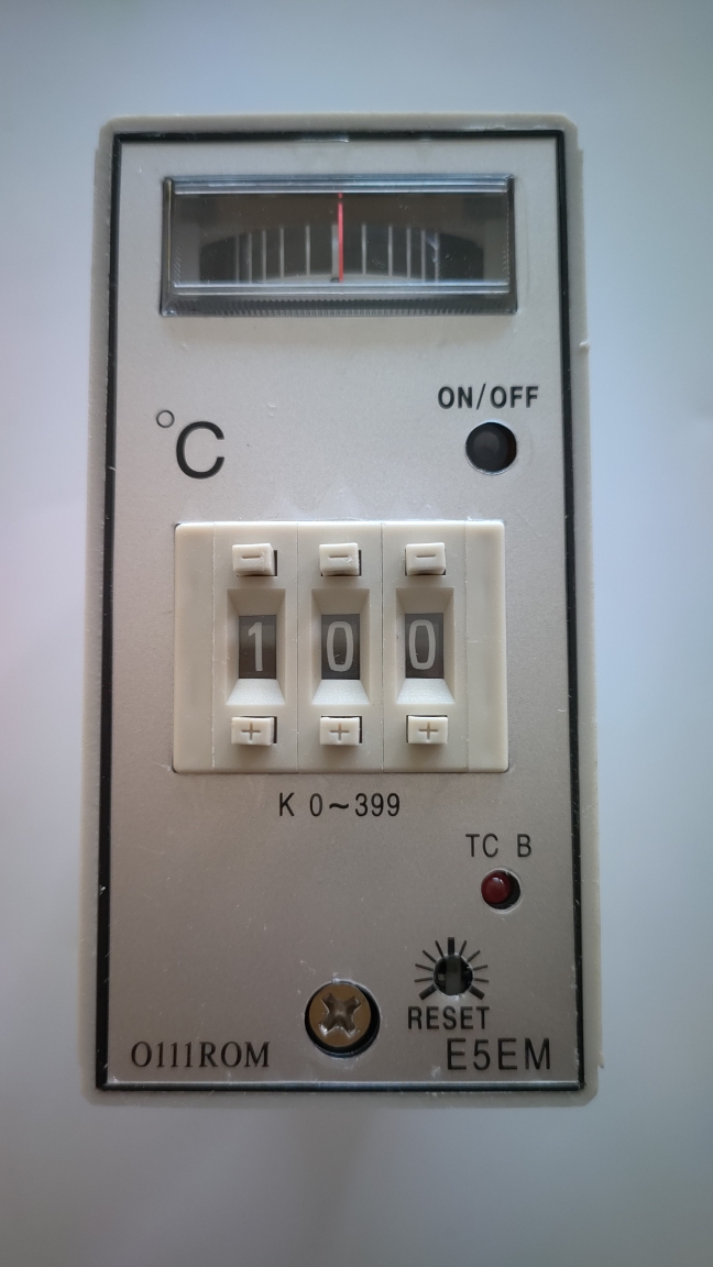 OMRON欧姆龙指针式温控仪温度控制器 E5EM-YR40K K型0－233度_虎窝淘