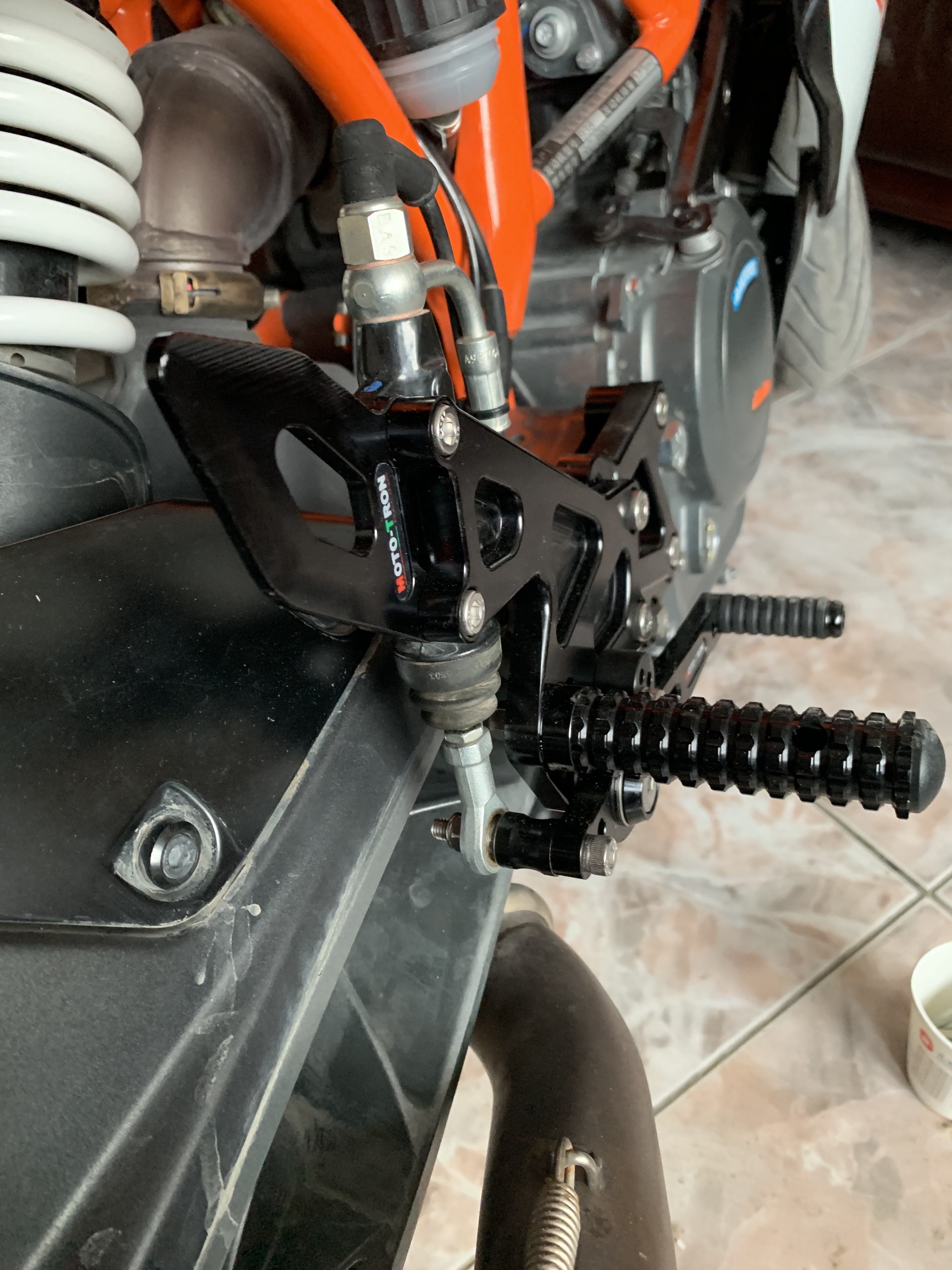 MOTOTRON KTM RC390 2014-2021改装升高/赛车脚踏_虎窝淘