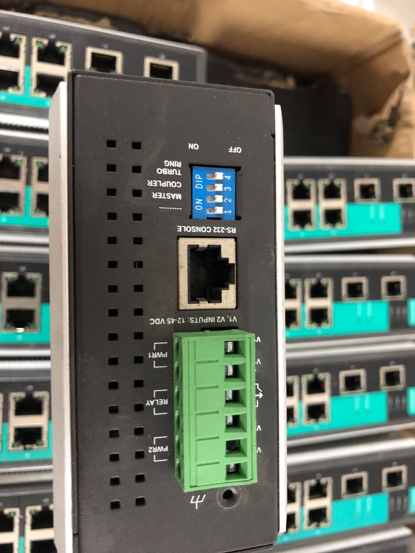 议价 EDS-408A工业级交换机，原装二手拆机，裸机_虎窝淘