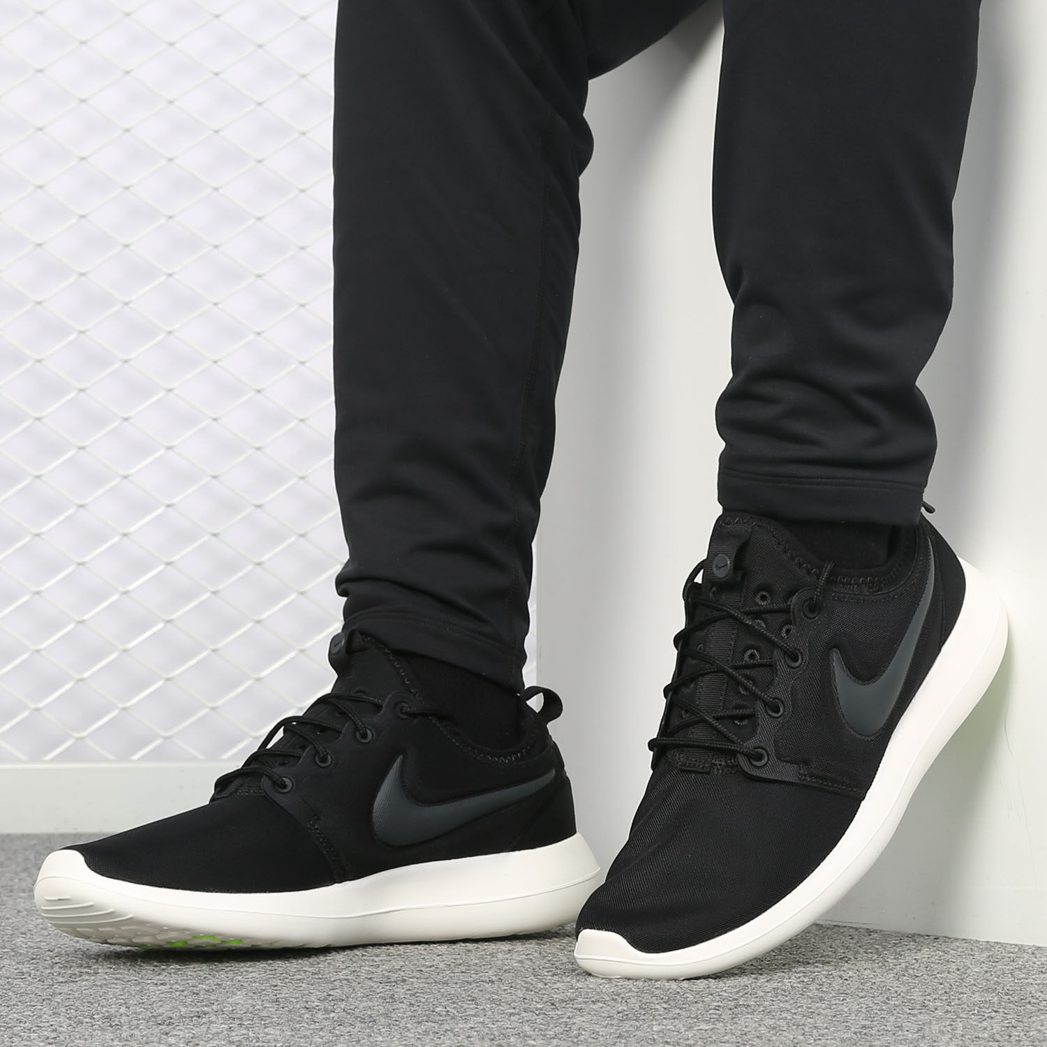 Nike/耐克正品 Roshe Two男子网面透气轻便运动休闲跑步鞋844656_虎窝淘