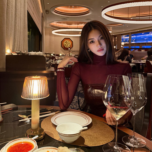 PickRui睿哥 叠穿灵魂网纱内搭上衣性感皮裙抹胸裙套装女秋冬新款_虎窝淘