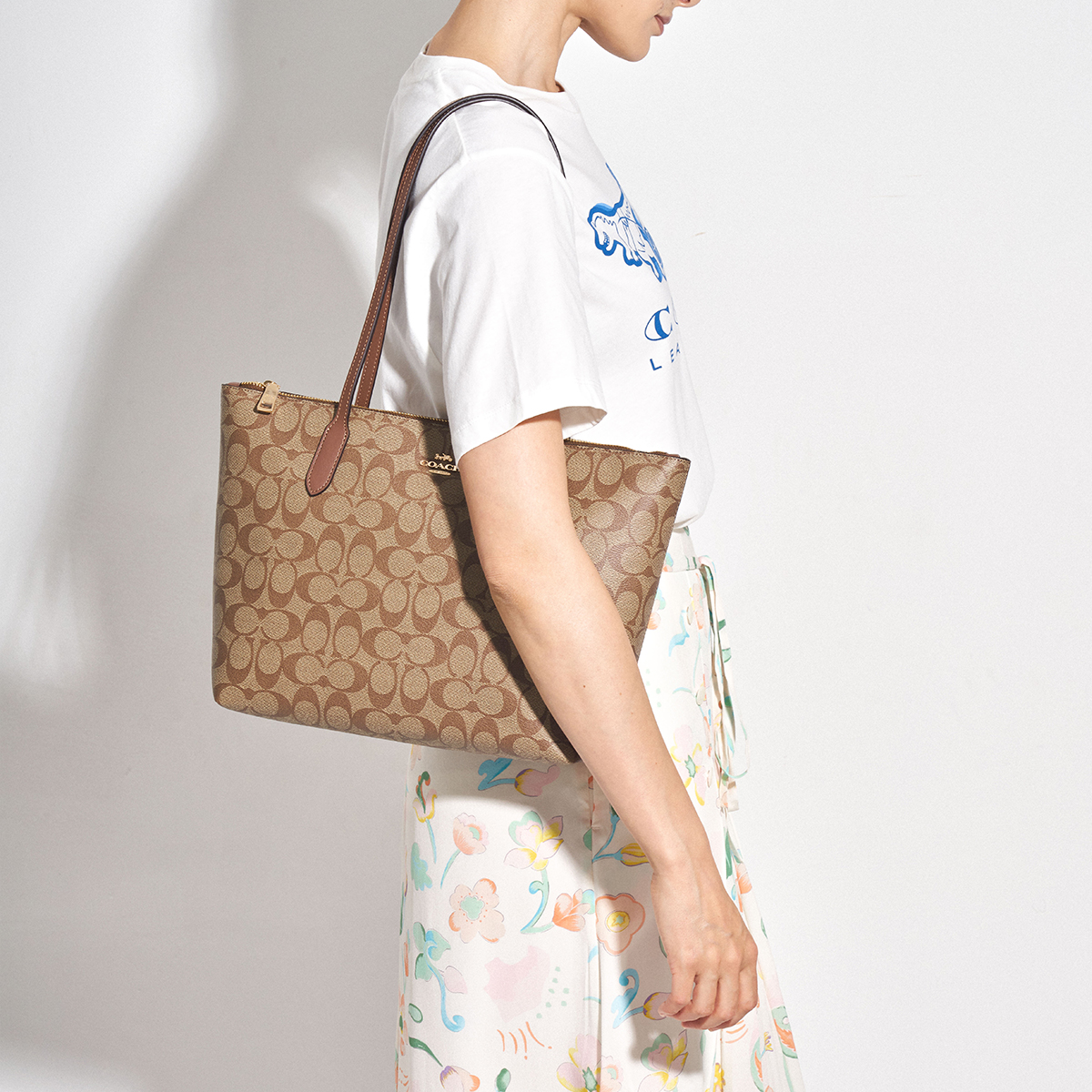 COACH/蔻驰官方女士中号老花PVC大容量单肩手提包托特包4455_虎窝淘