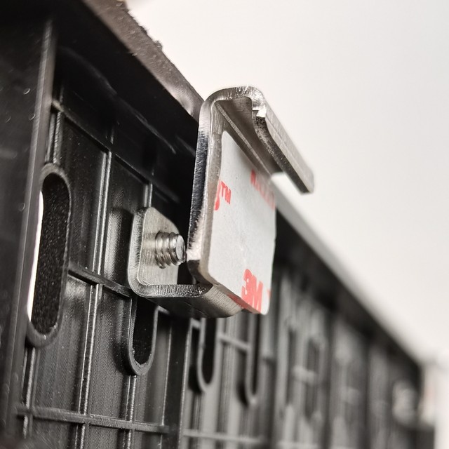 Perforated board accessories (hook for hanging)