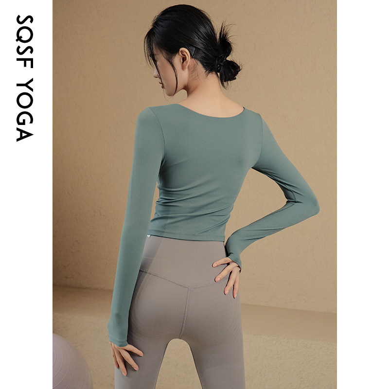 SQSF带胸垫瑜伽服女2023春季新款紧身长袖运动训练普拉提健身上衣_虎窝淘