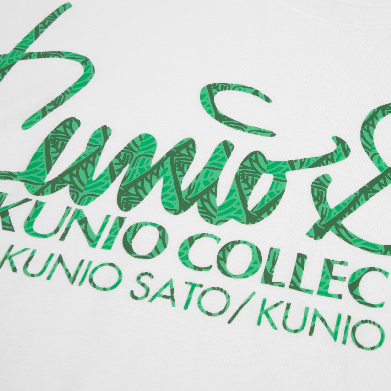 KUNIO佐藤邦雄夏季新款插画渐变LOGO印花宽松情侣短袖T恤男女同款_虎窝淘