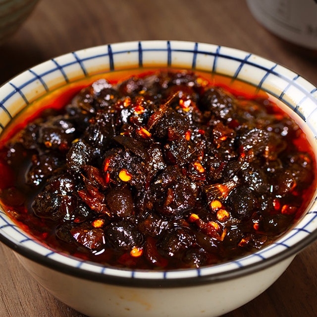 Sichuan spicy tempeh original authentic spicy spicy flavor bean drum ...