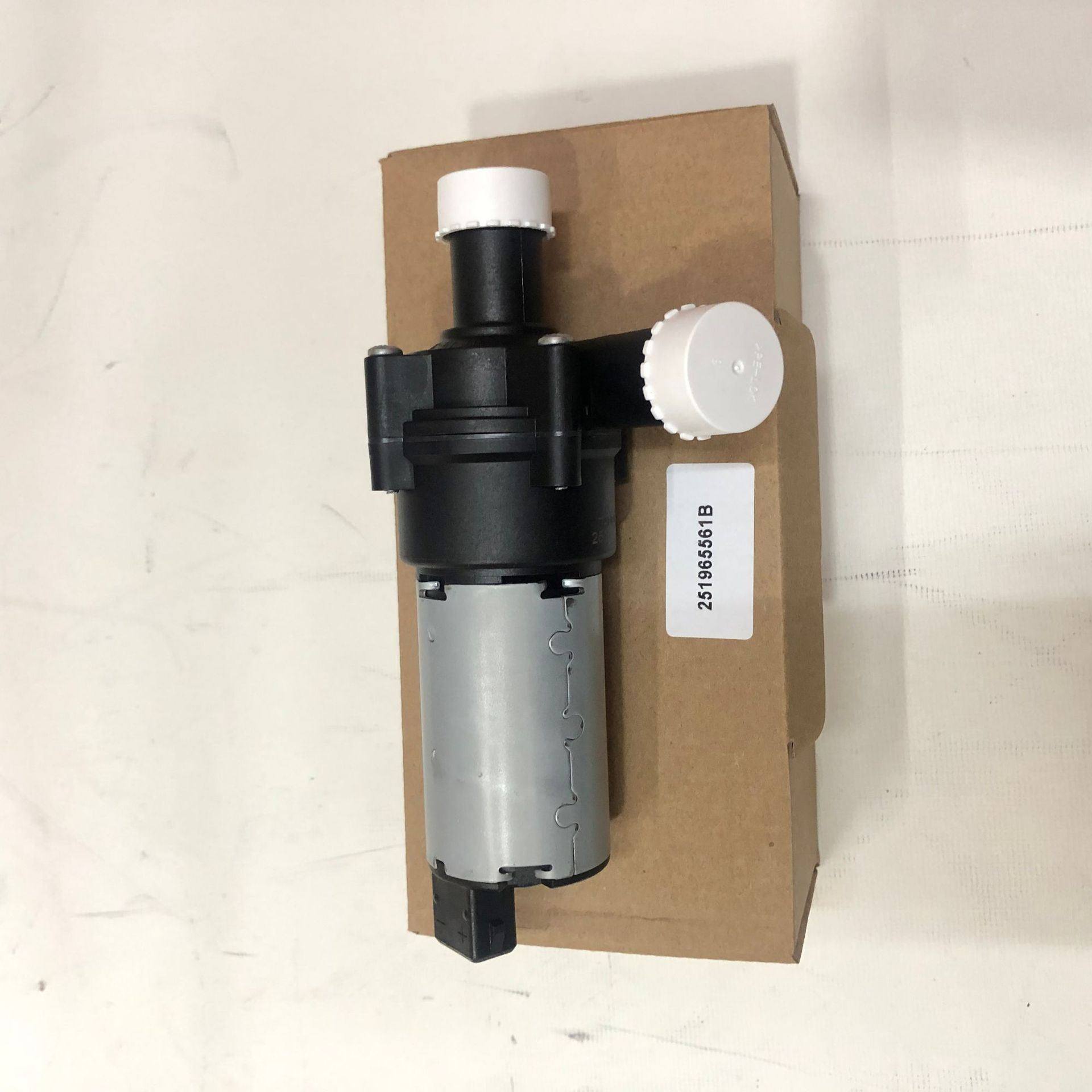 辅助水泵电子水泵适用大众福特奥迪 251965561B_虎窝淘