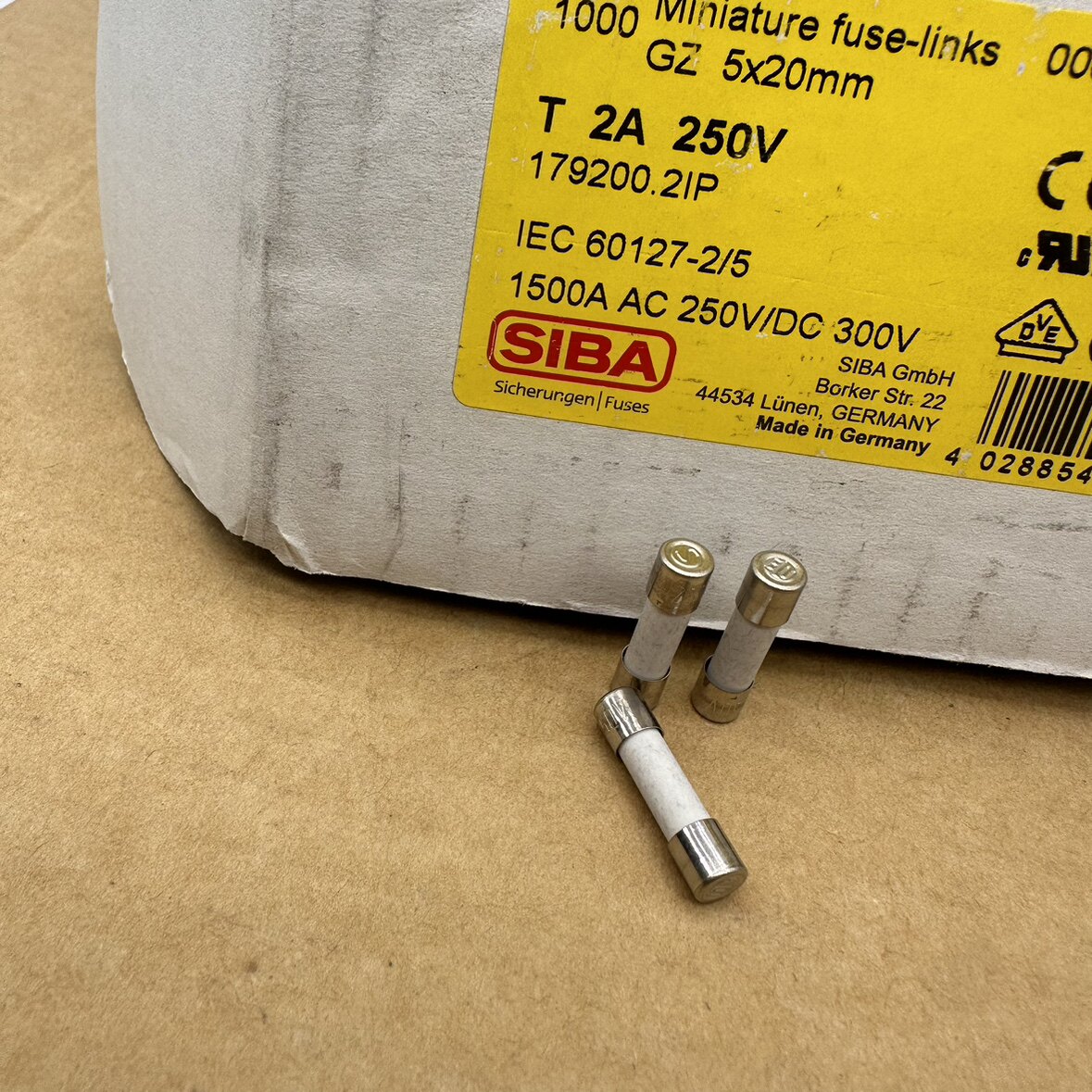 SIBA慢速5X20陶瓷保险丝179200 T 2A 4A 5A T2A德国进口ELU S标志_虎窝淘