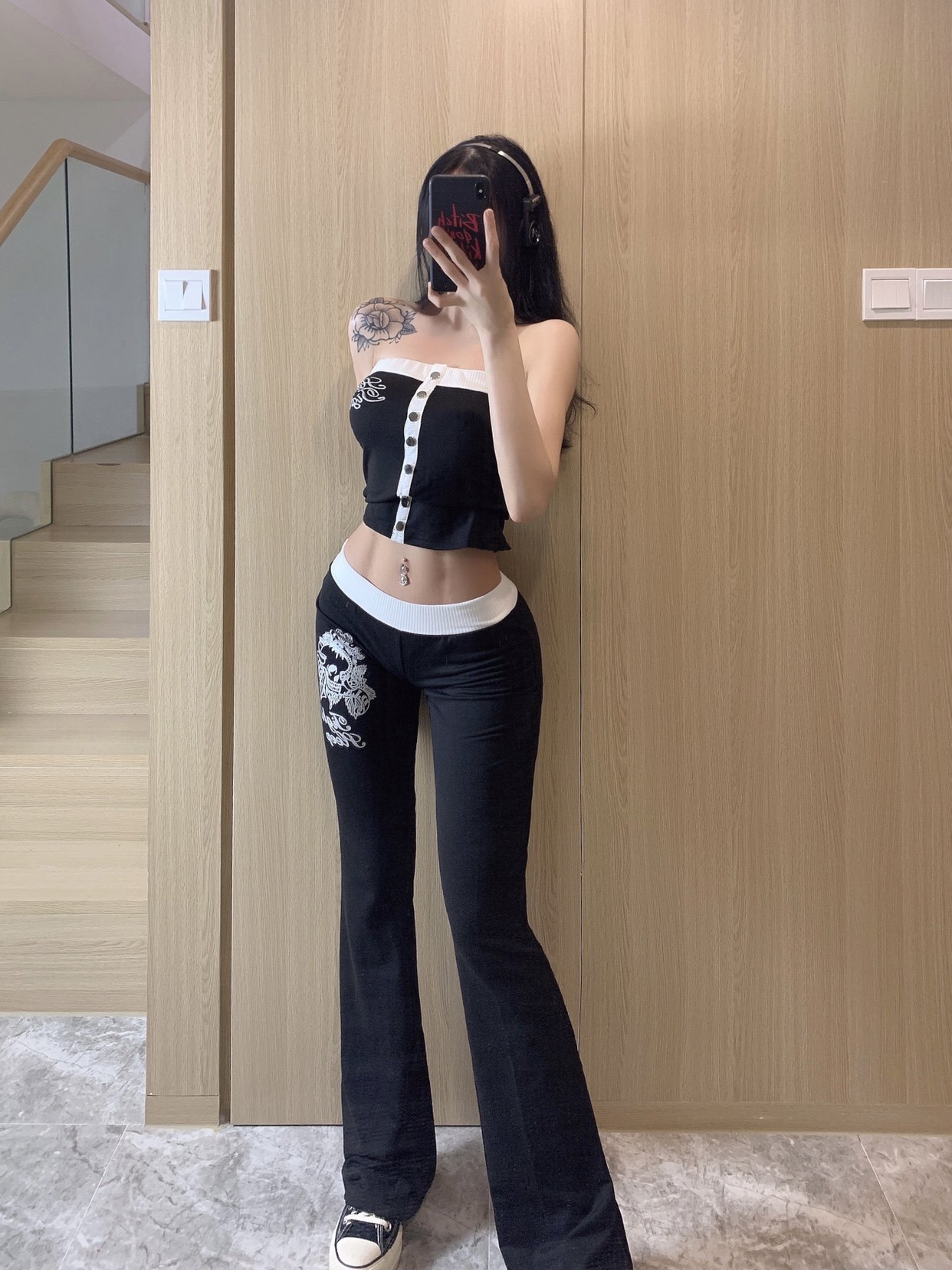 blahs Y2K辣妹低腰长裤套装2023年抹胸上衣显腿长阔腿微喇叭裤女_虎窝淘