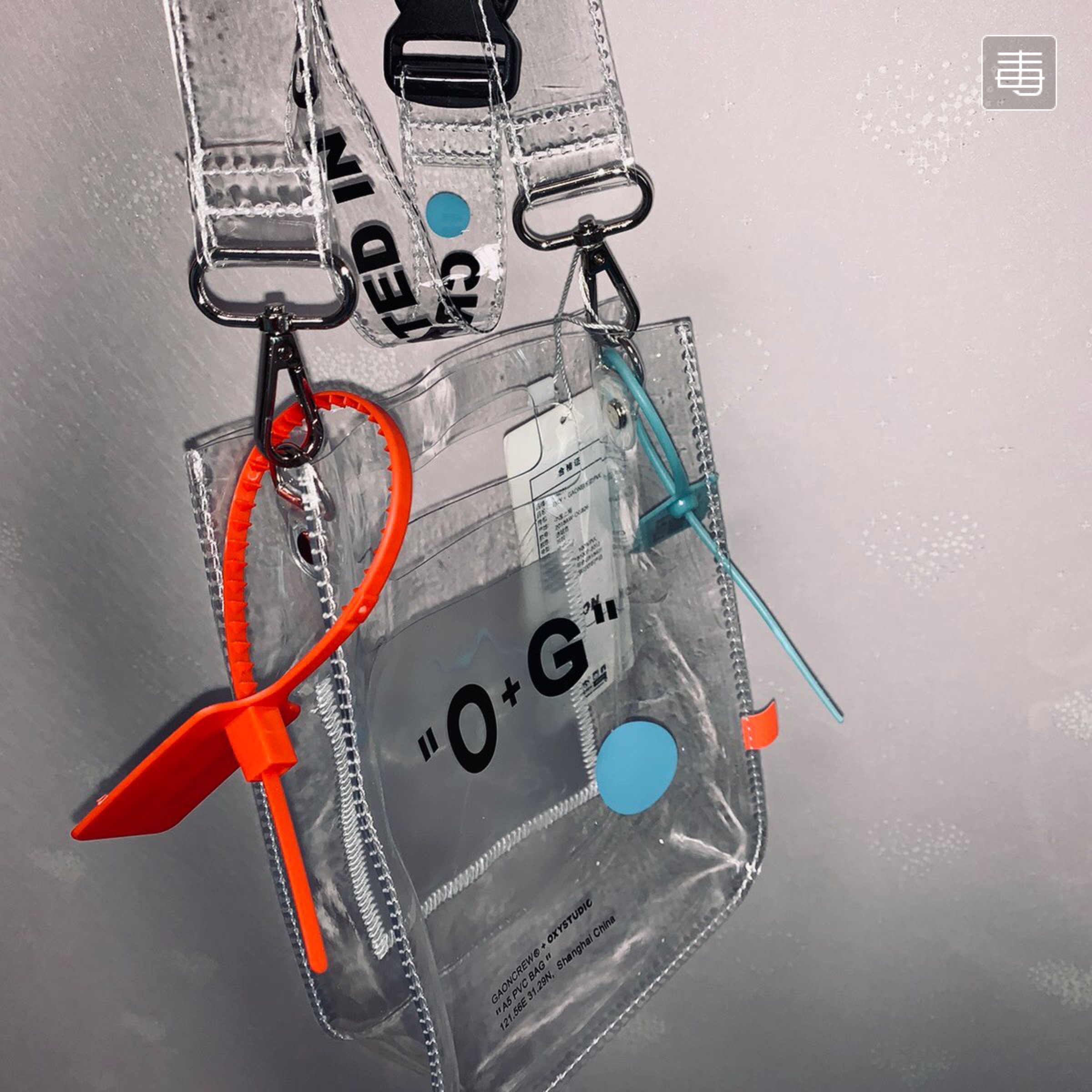 GAON x OXY联名 PVC透明印花斜挎包单肩包男女同款腰包A5胸包情侣_虎窝淘