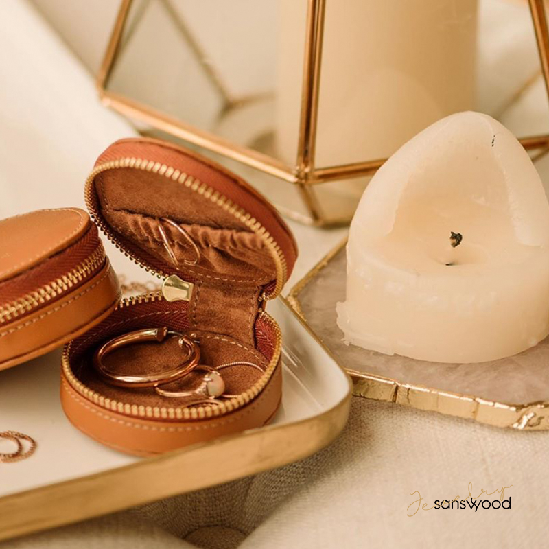sanswood圆形ins风便携皮质复古定制首饰收纳盒耳饰手镯项链盒_虎窝淘