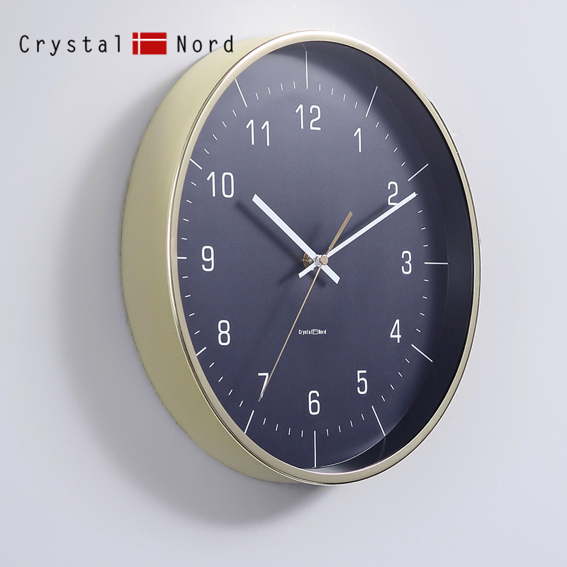 Crystal Nord蓝色数字挂钟客厅家用大气时钟北欧简约现代轻奢卧室 - 小编推荐 - WePost 全民代运 - 马来西亚中国淘宝代运与集运专家