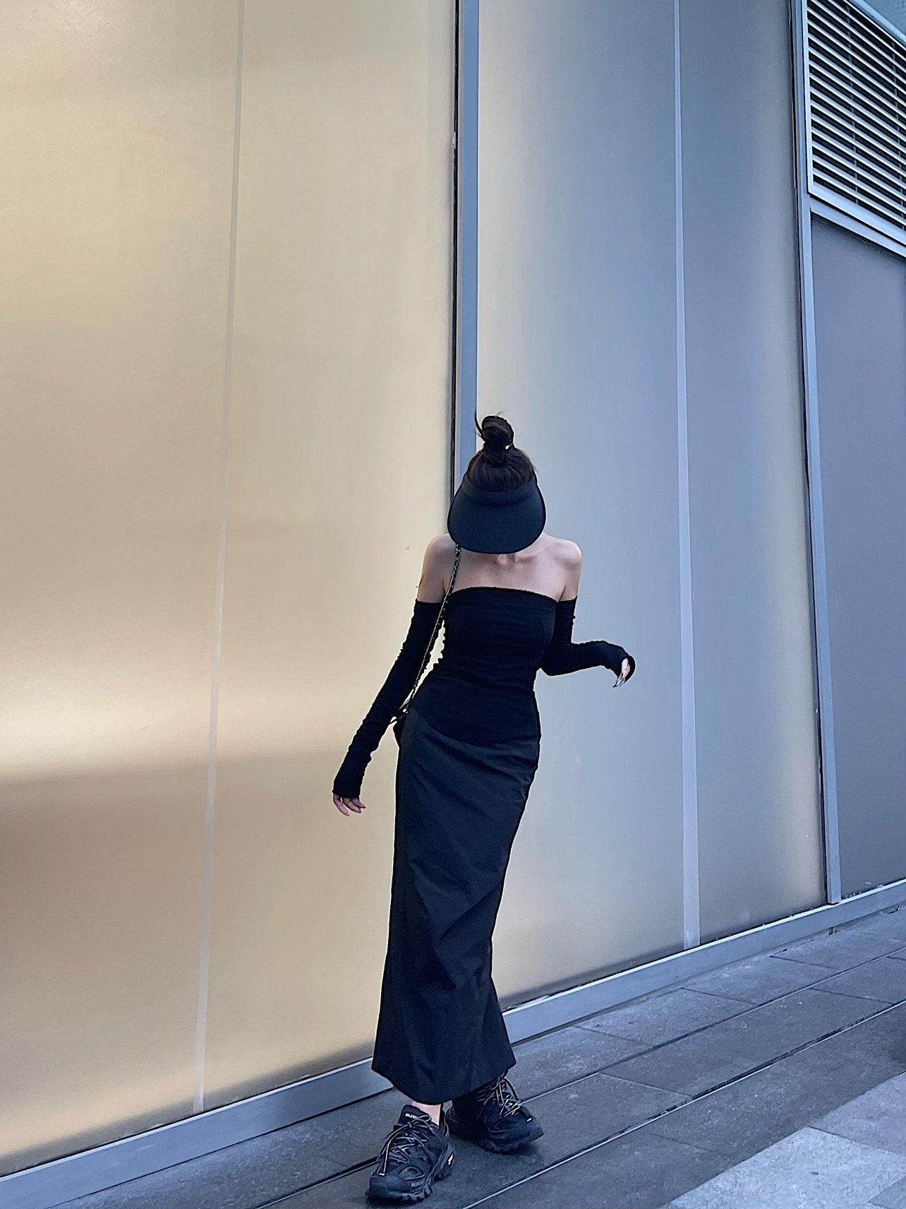 Bacchus online黑色暗黑RO风纸片人弹力修身显瘦一字肩上衣抹胸_虎窝淘